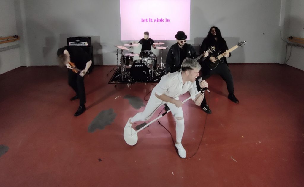QUANTUM Releases "DESPERATE(LY)" | Biography Web